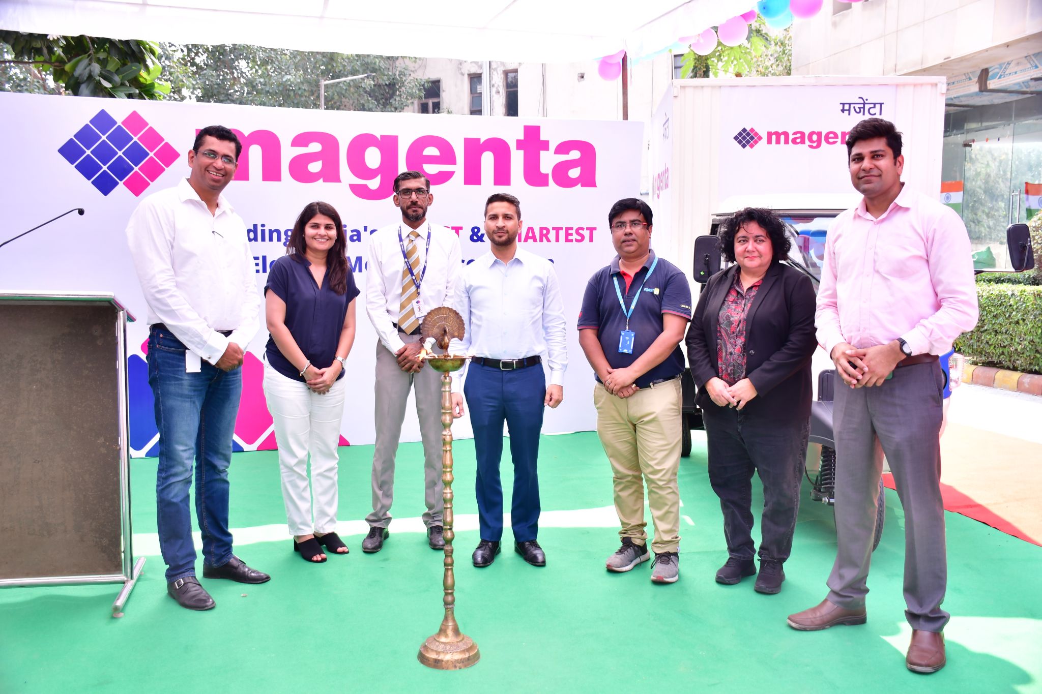 Flipkart Partners With Magenta Mobility To Deploy 400 Electric Cargo ...
