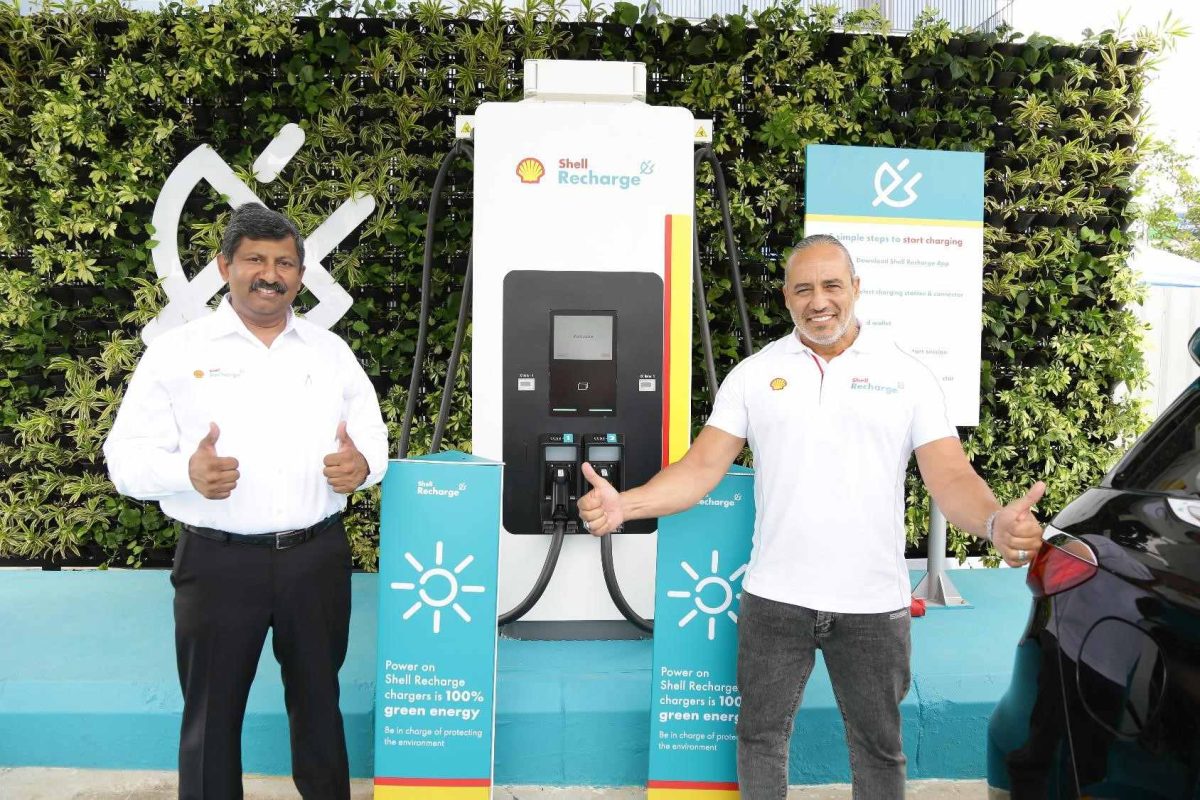 Shell Installs EV Chargers In Bengaluru; Plans To Install Over 10,000 ...